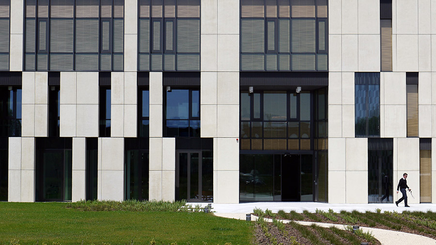 SUNSTAR HEADQUARTERS - Alhadeff Architects